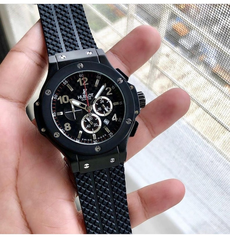 Men's Black Dial Chronograph Watch, Silicone Strap, Analog Sport Style ...
