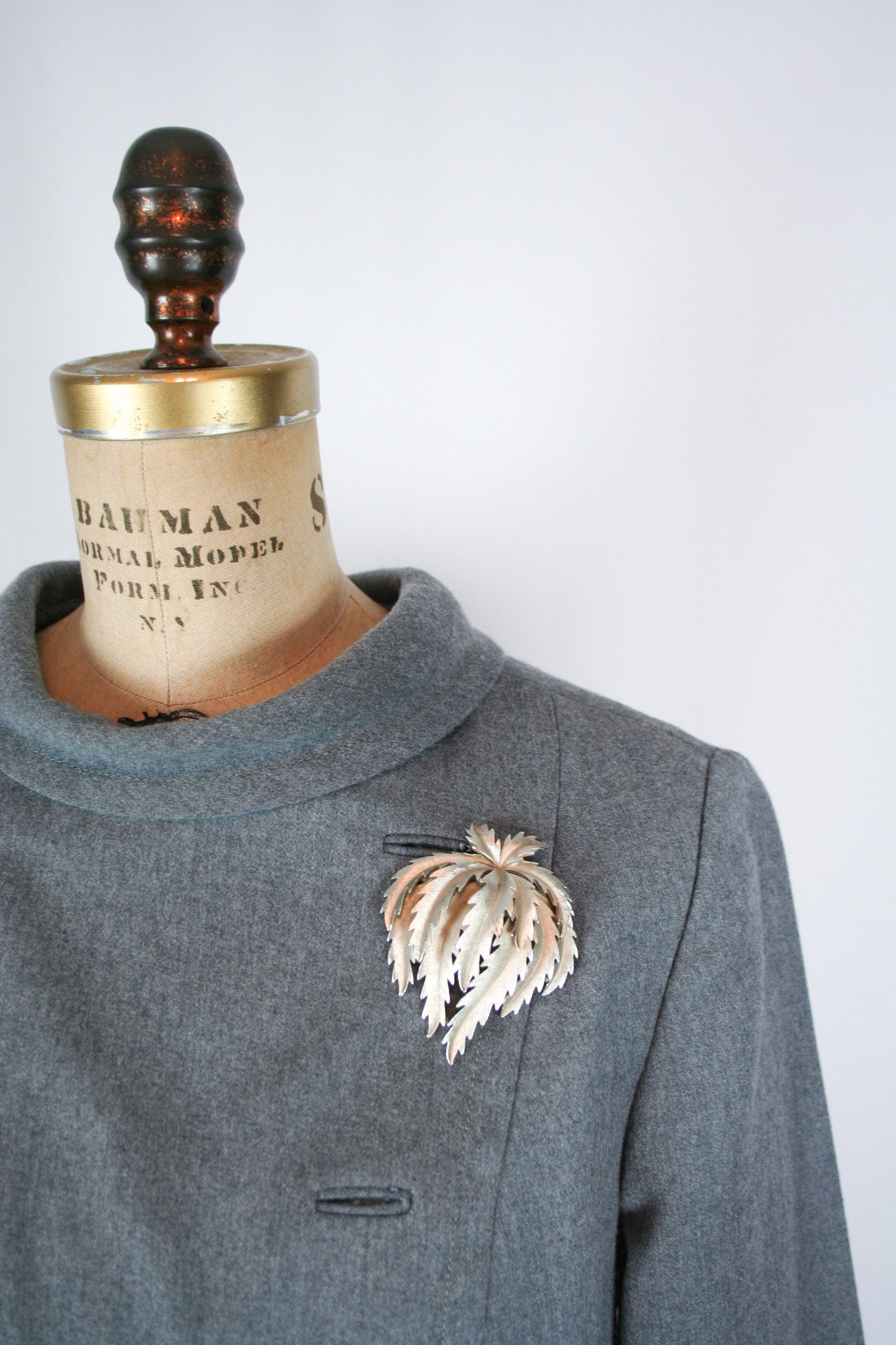 Vintage 50s Brooch Vintage Silver Toned Thistle Brooch - Etsy