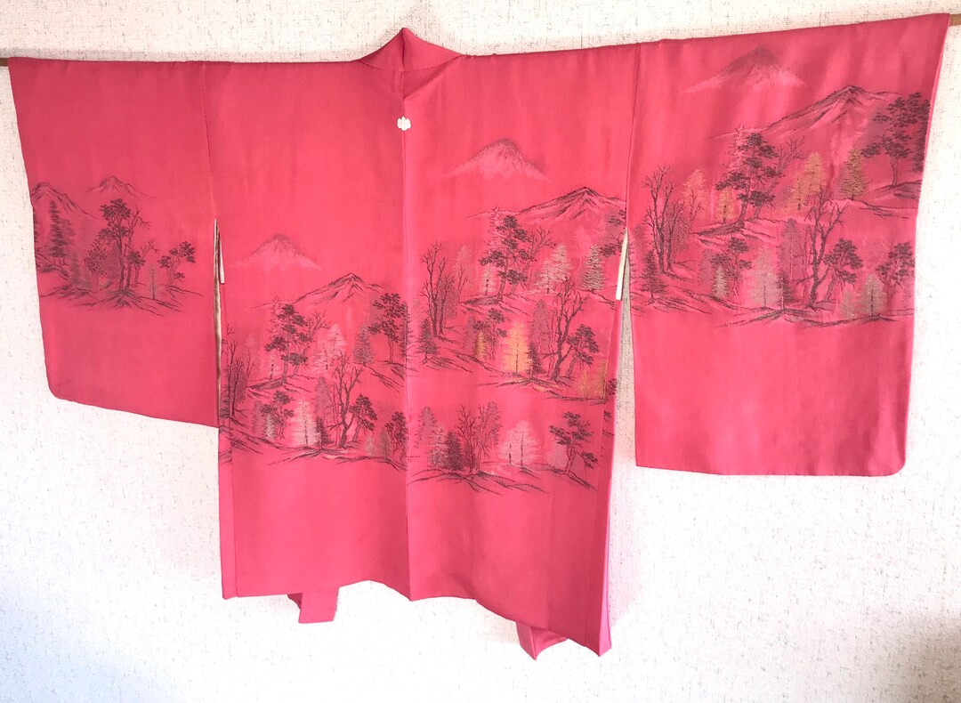 Vintage Haori - Mountain and Forest, Brocade Silk, Deep Pink, One Crest ...