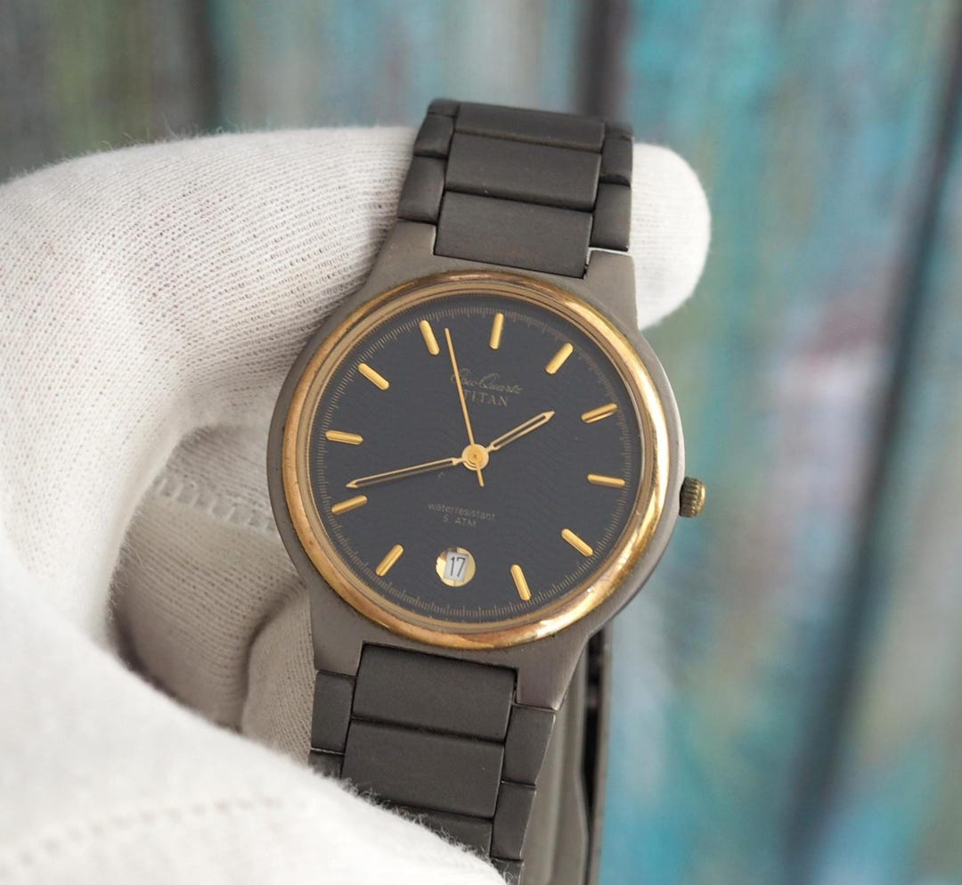 Osco German Quartz Women's Watch 35 Mm Black Gold Two Tone Date Display ...