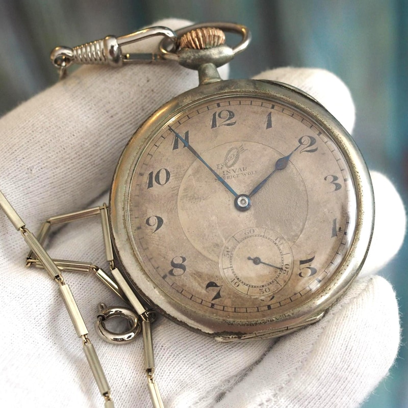 Old mechanical wind up watches - Etsy.de