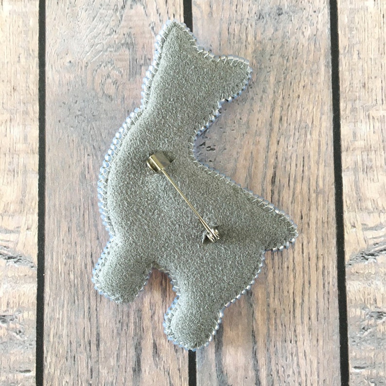 Alpaca Pin, Hand Beaded Brooch Gift for Llama Lover, White Lapel / Hat ...