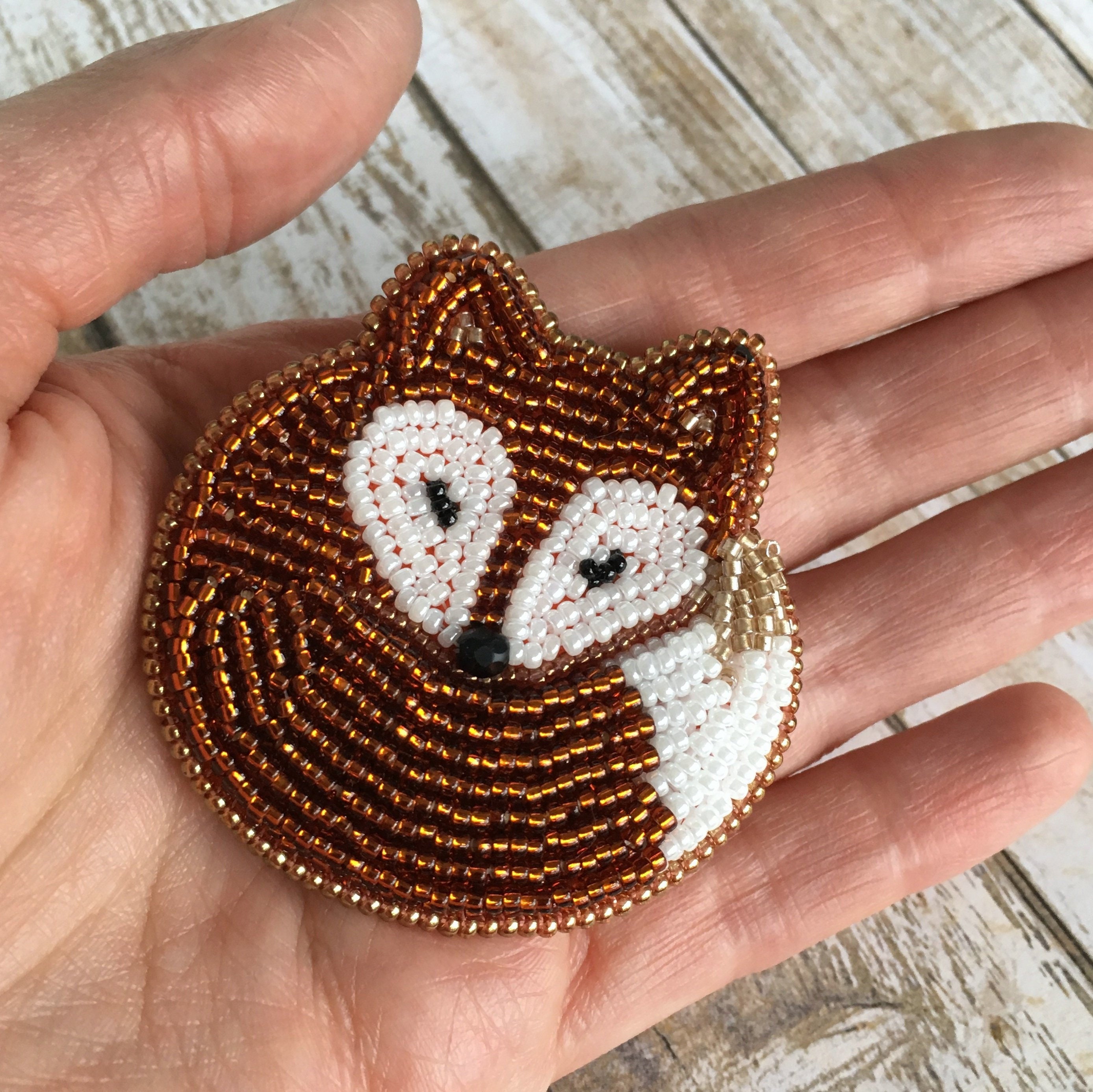 Sleeping Fox Brooch Beaded Fox Pin Cute Birthday Gift Idea - Etsy