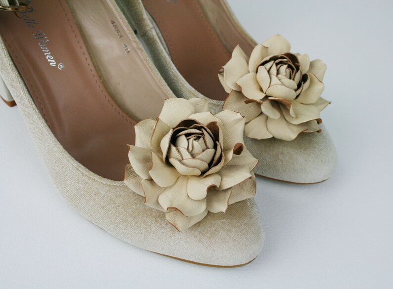Beige Leather Rose Flower Shoe Clips, Shoe Accessories Set - Etsy