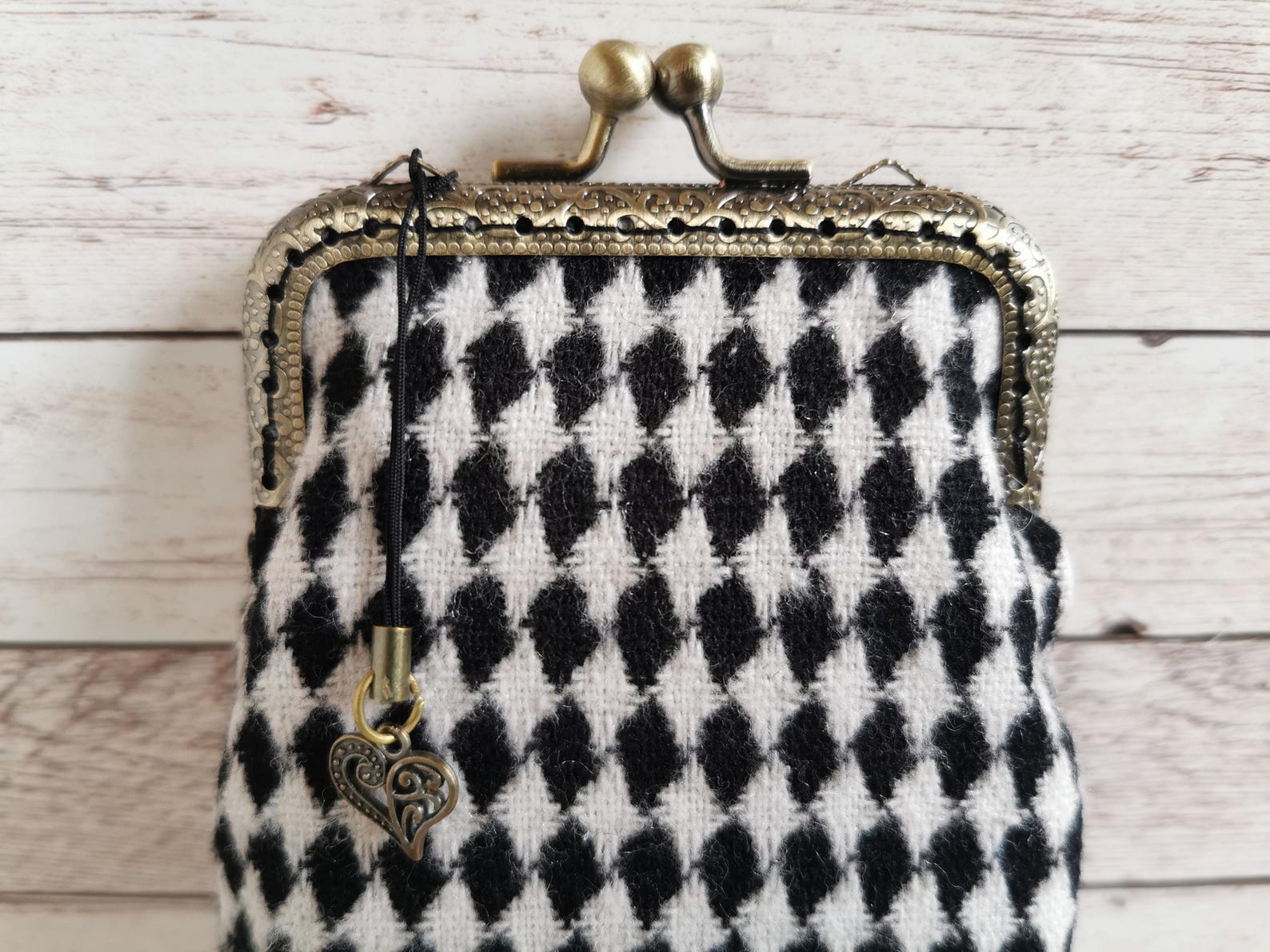 Eyeglass Case, Sunglass Case, Vintage Style Glasses Case, Kiss Clasp ...