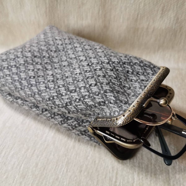 Kiss Lock Clasp - Etsy