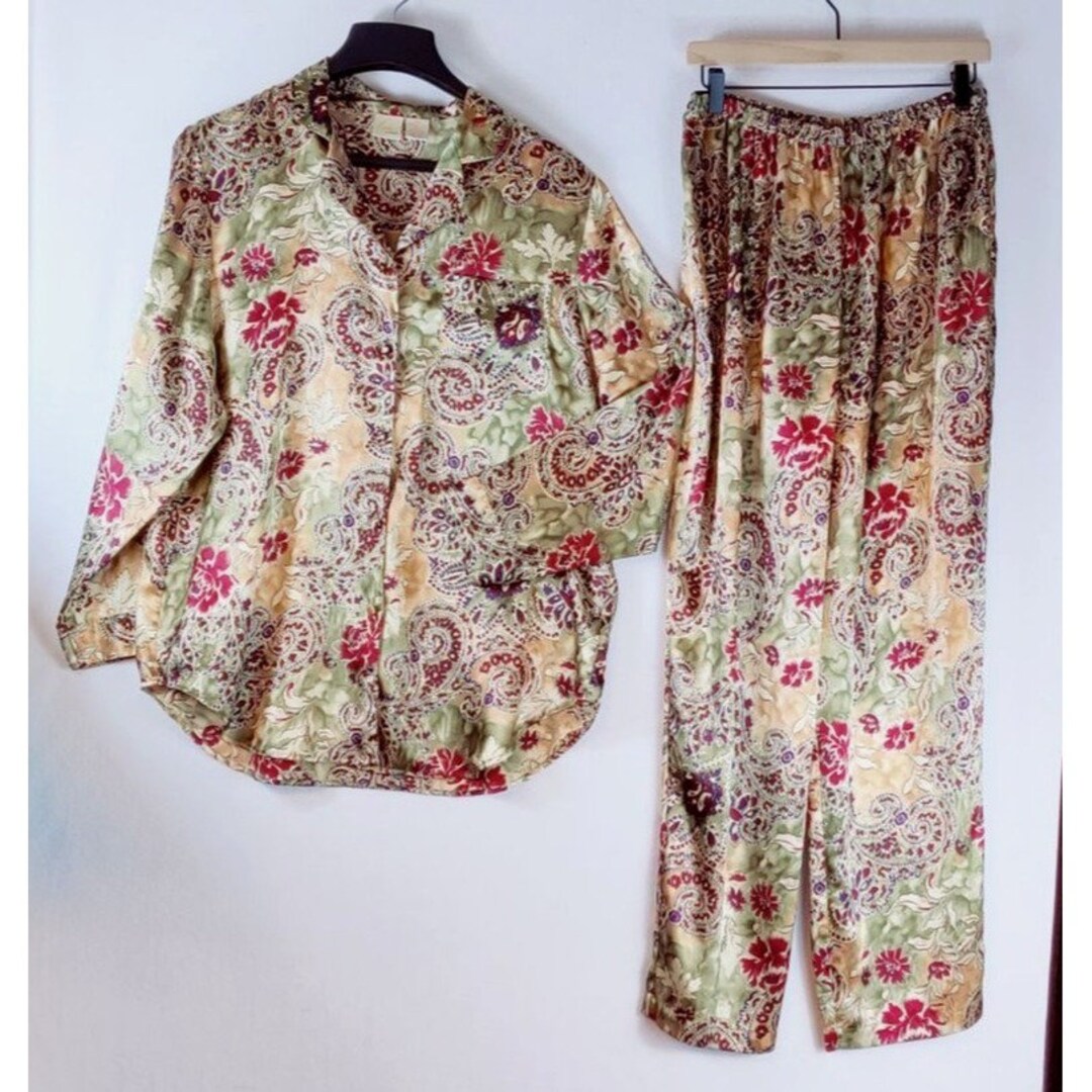 Silky Paisley Pajamas Sophia by Delicates Gold Amber Tone 90's VTG ...
