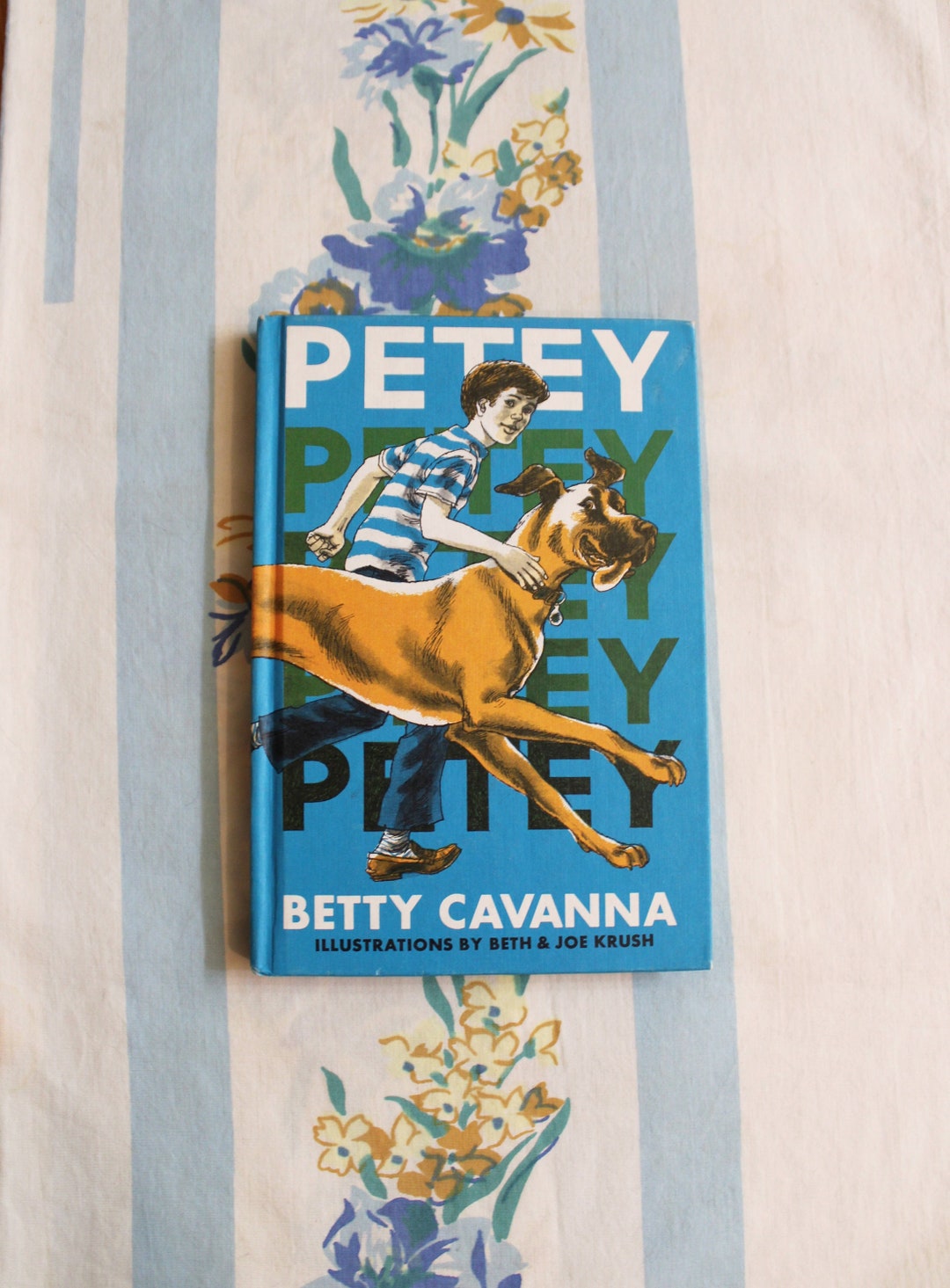 Petey, 1973 Weekly Reader Book - Etsy