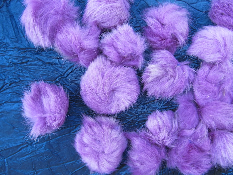 100 Purple Rabbit Pompoms - Etsy