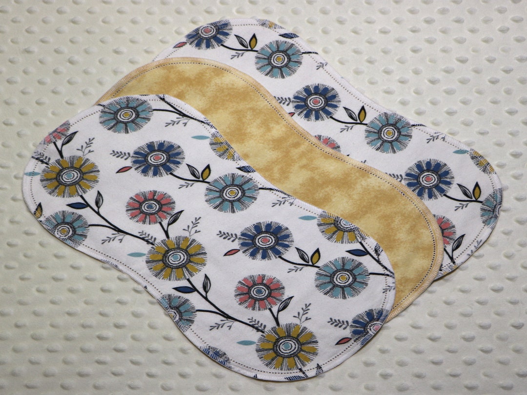 Hemstitched Flannel 3 Piece Burp Cloth Kit Flowers on the Vine With ...