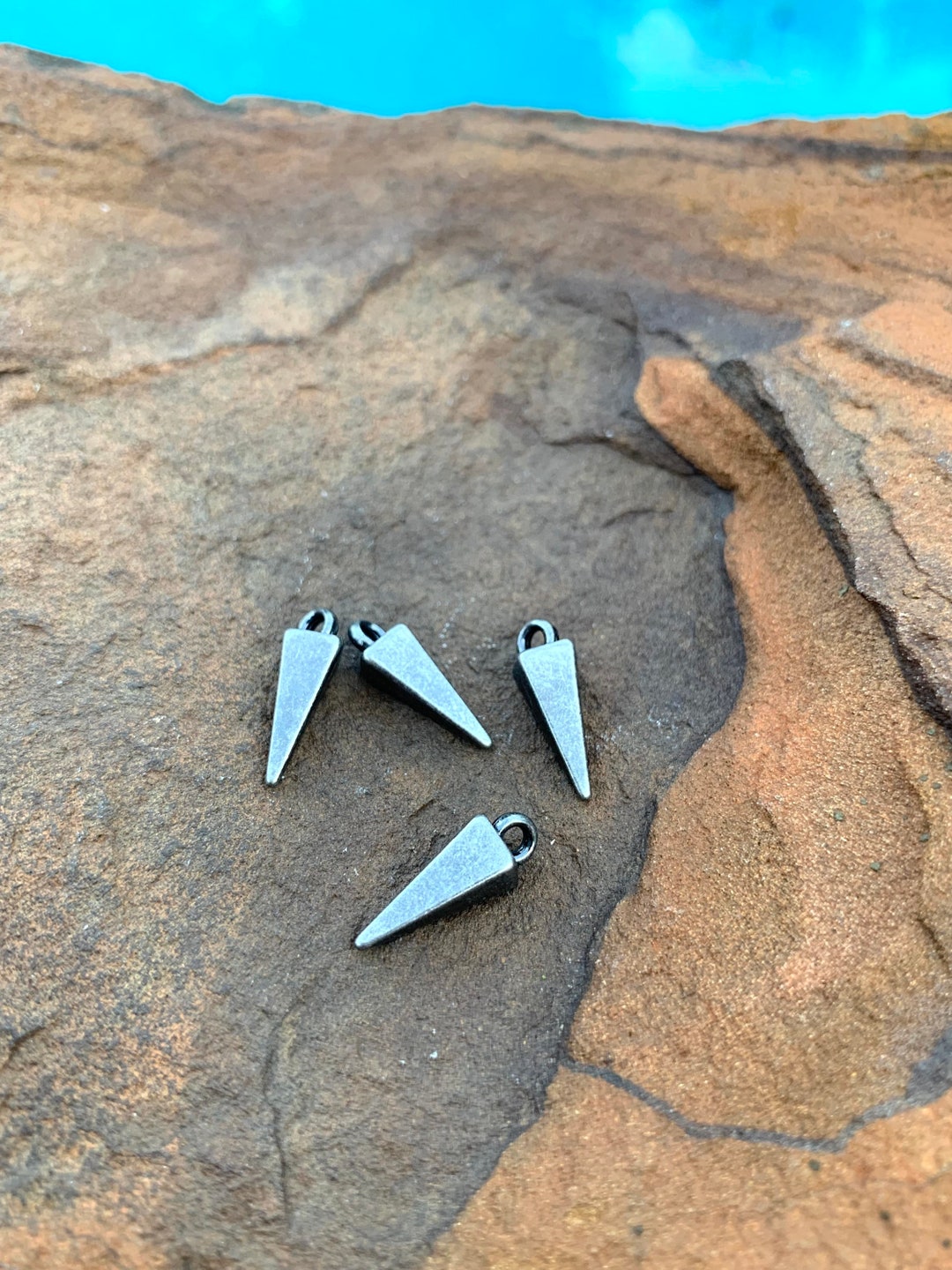 Gun Metal Spike Charms, 15mm DIY Jewelry Supplies - Etsy