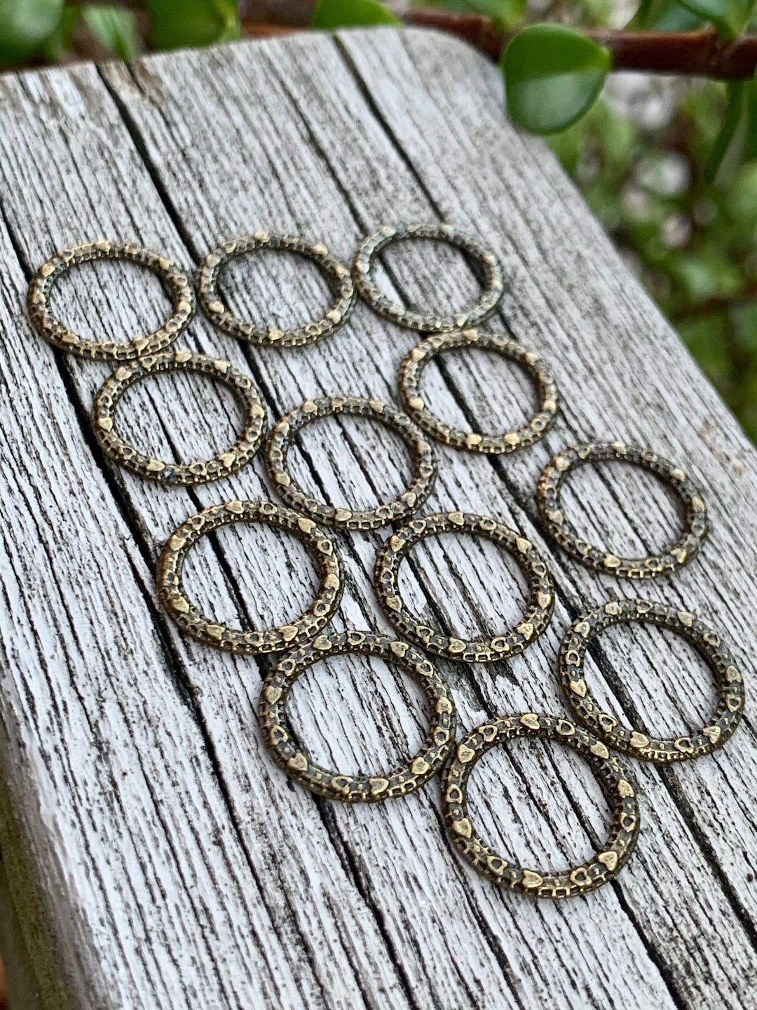 Textured Antique Bronze Closed Rings - 14 Mm - Component - DIY Jewelry ...