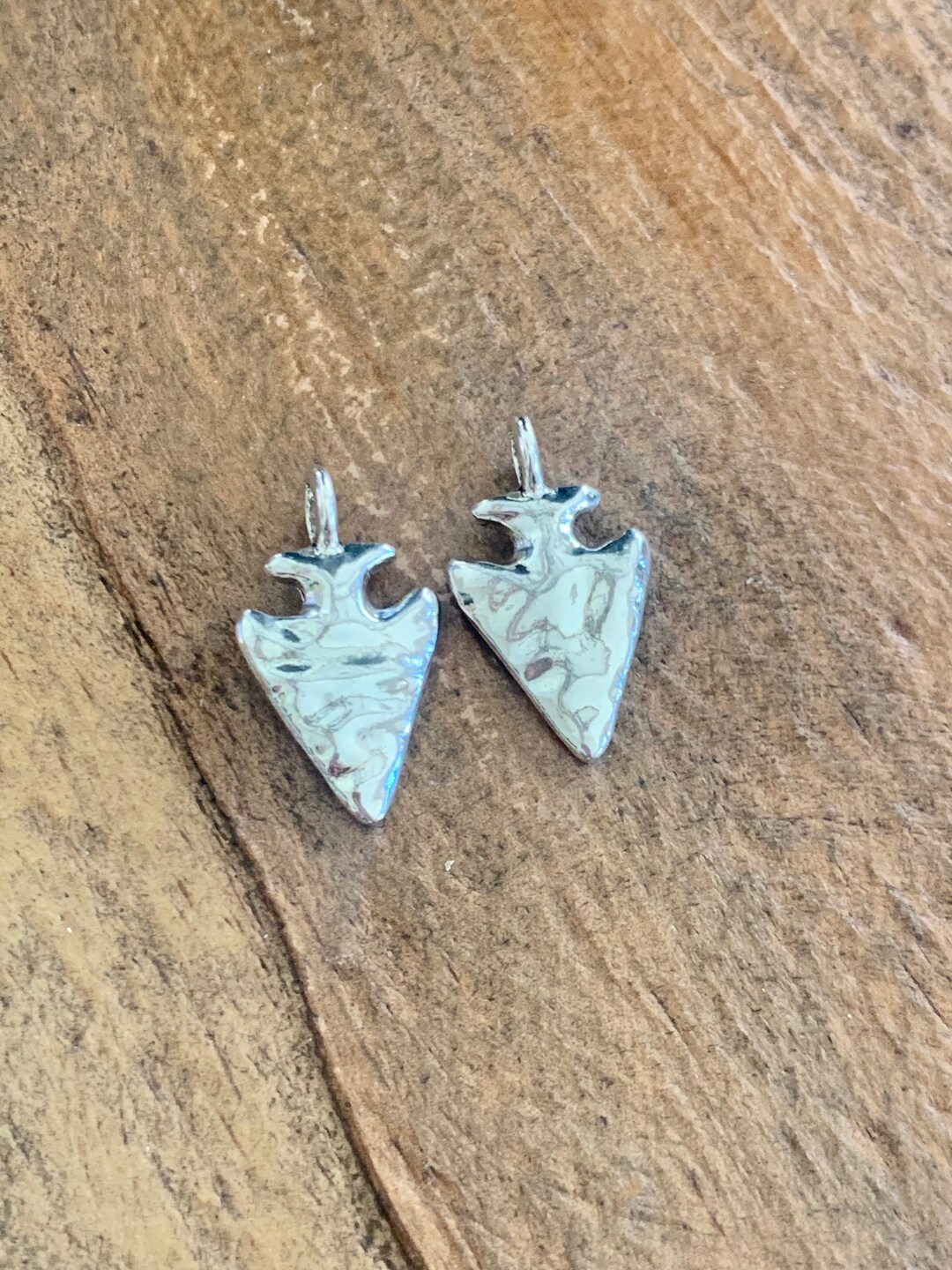 Hammered Silver Arrowhead Charms or Pendants - Tribal - Findings and ...