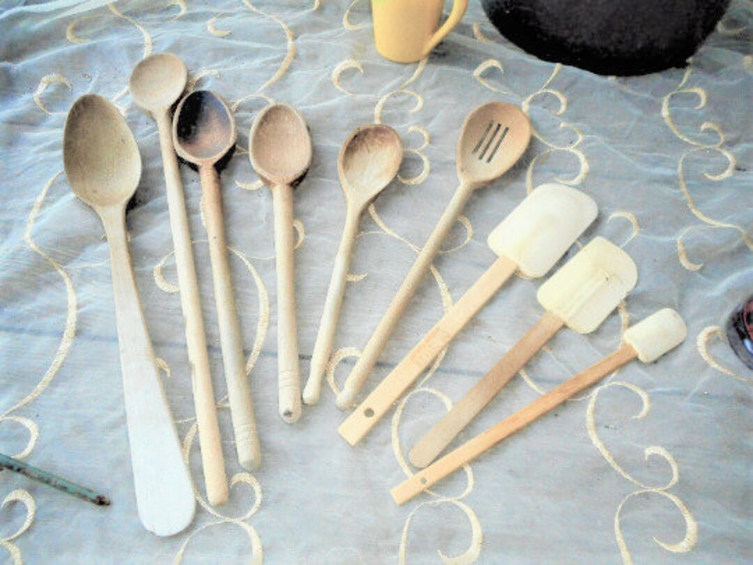 Vintage Treenware Primitive 1930s-60s Kitchen Bistro Wooden Spoon ...