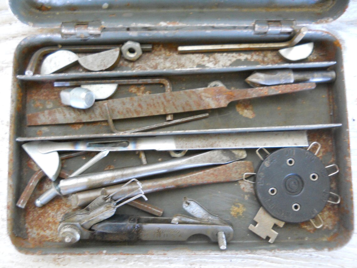 Small Antique Victorian Primitive Metal Tool Box Snap on - Etsy