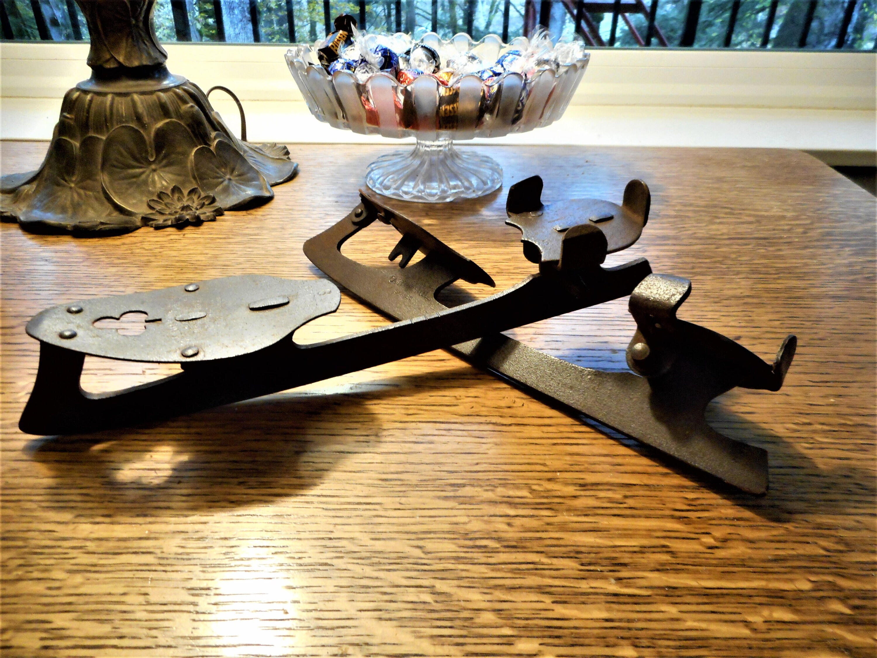 Antique Rustic Victorian Children's Cast Steel Iron Ice Skates Union ...
