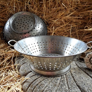 Two Antique Tin Sieve Kitchen Strainer, Metal Colander, Vintage Baking ...