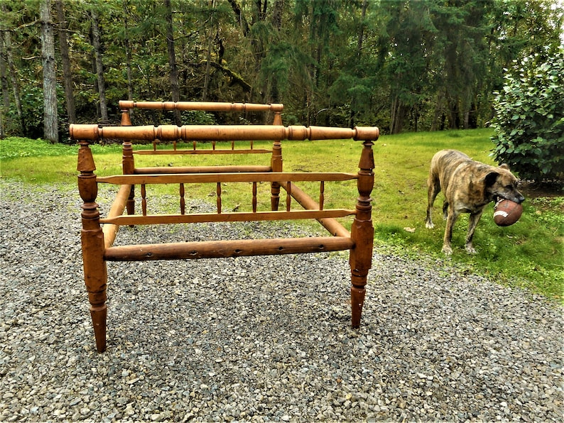 Antique 1700s-1800s Fiddleback Maple American Farmhouse Rope Bed / Day ...