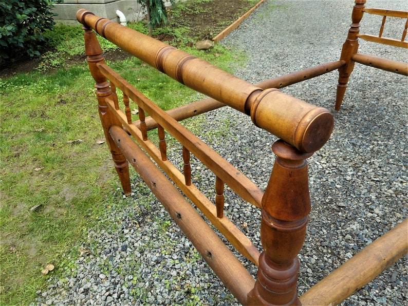 Antique 1700s-1800s Fiddleback Maple American Farmhouse Rope Bed / Day ...