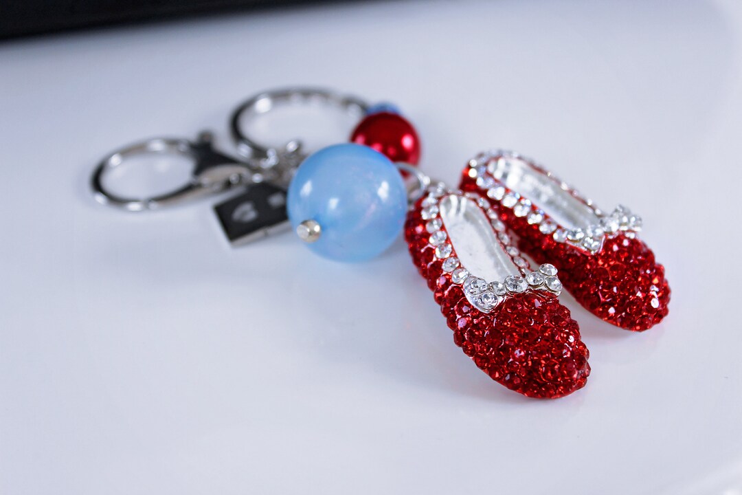 RUBY RED SLIPPERS Keychain, Wizard of Oz Key Ring, Dorothy Key Fob ...