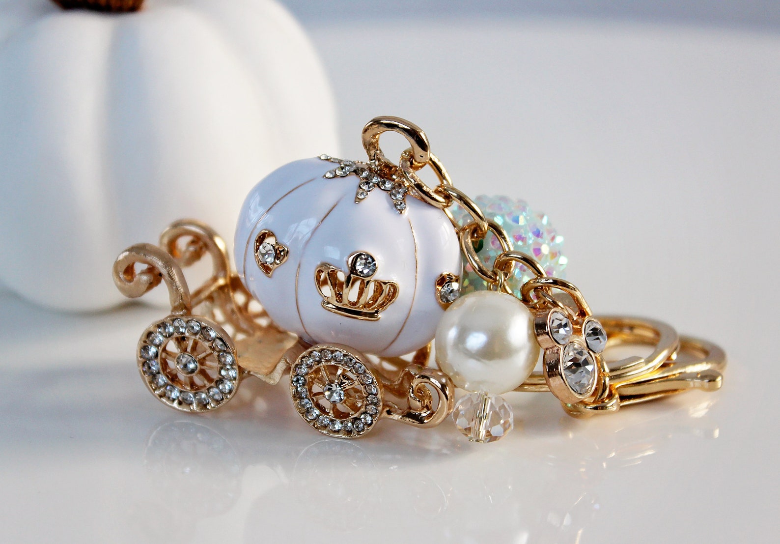 ENCHANTED CARRIAGE Key Chain, Cinderella Key Ring, Key Fob Rhinestone ...