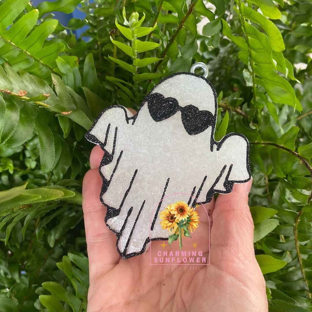 Heart Eyes Ghost Car Air Freshener - Etsy