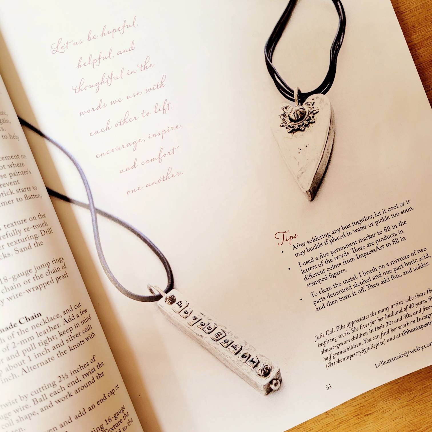 Peacemaker Prayer Box Necklace - Etsy