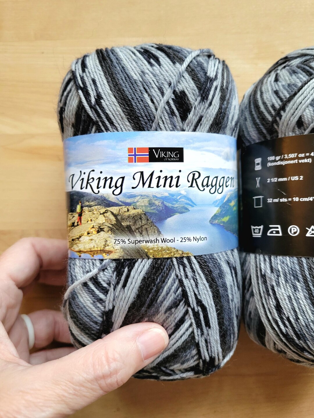 1 Skein Viking of Norway Mini Raggen Sock Yarn - Color 508 - Black and ...