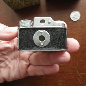 Vintage 1950s Miniature Spy Camera 2 Long by 1.4 Wide HIT Made in Japan ...