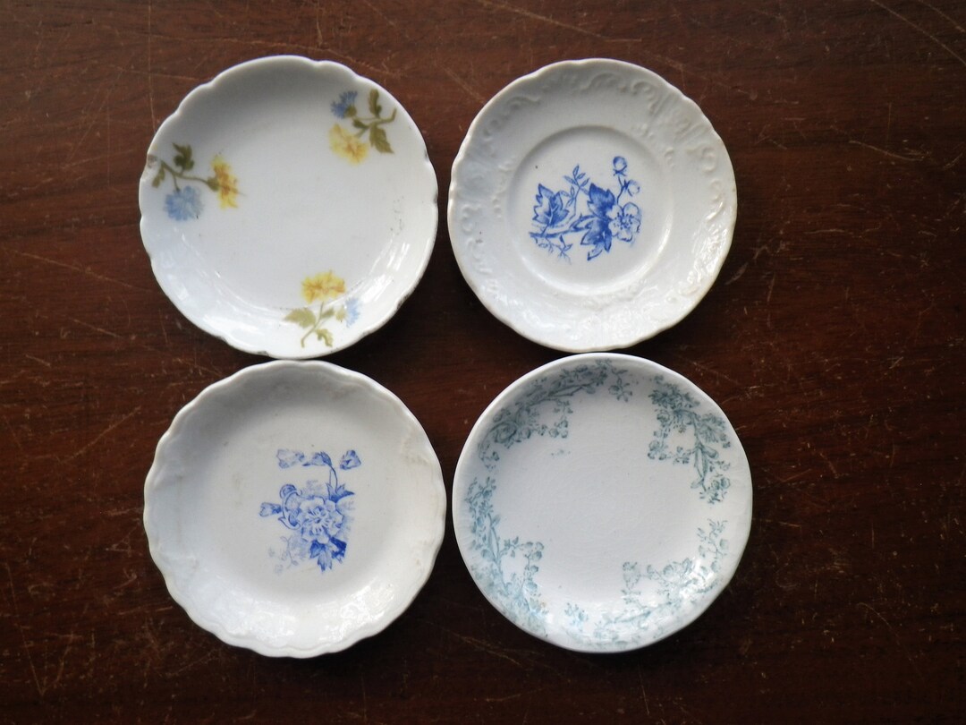 4 Shabby Butter Pat Dishes, Vintage Chippy Mixed Lot Blue Flowers ...