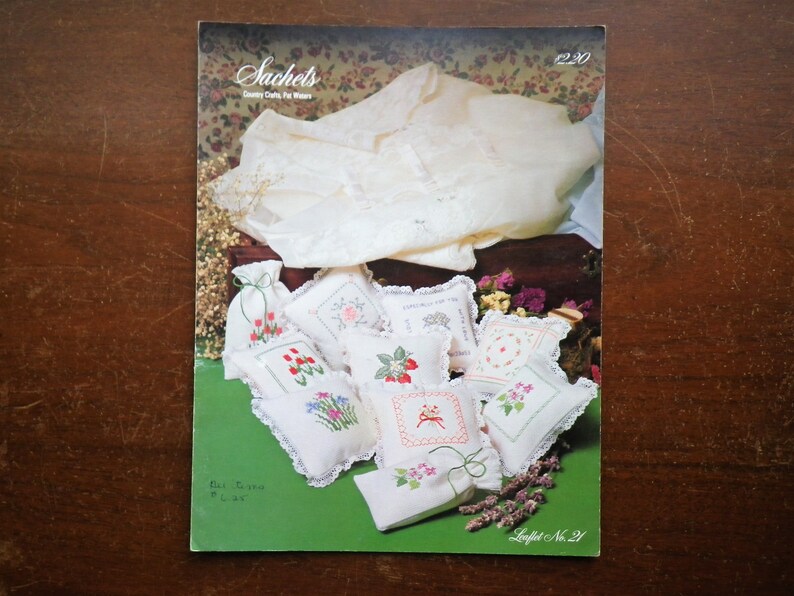 SACHETS Cross Stitch Pattern Leaflet 21 by Pat Waters Flowers - Etsy