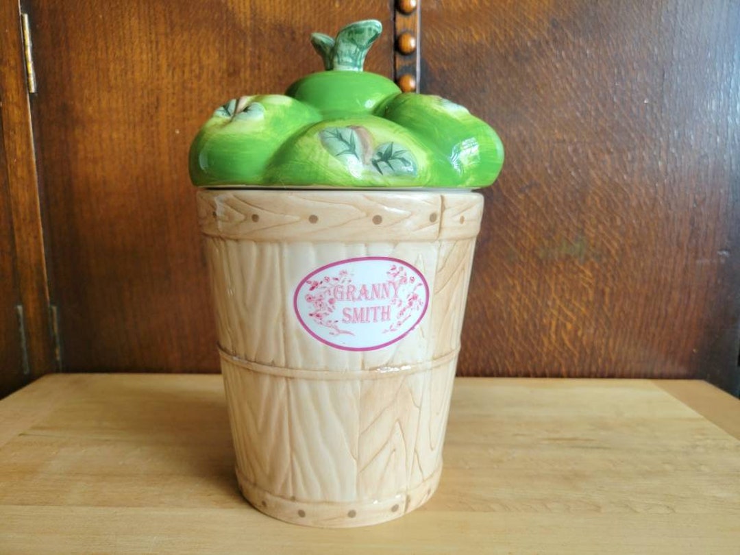 Granny Smith Small Canister W/ Lid - Pfaltzgraff Delicious 6" - Figural ...