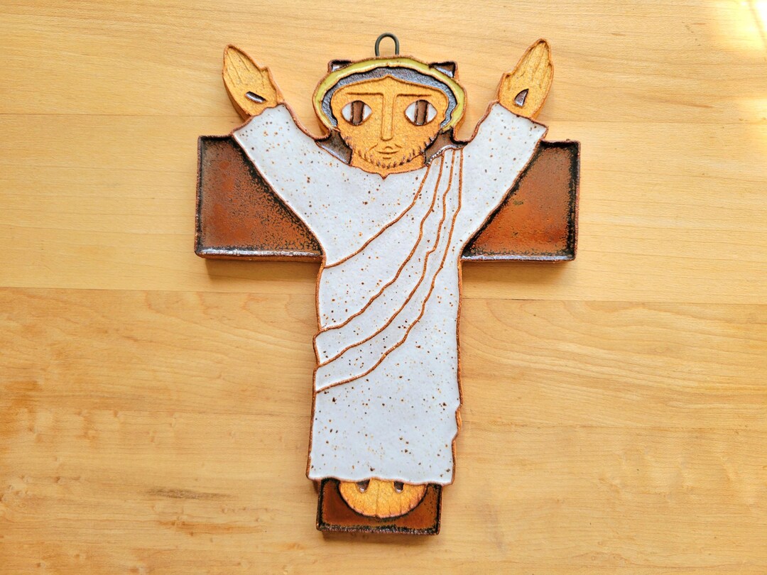 Vintage St Andrew's Abbey Artisan Pottery Risen Christ, Crucifix, Jesus ...