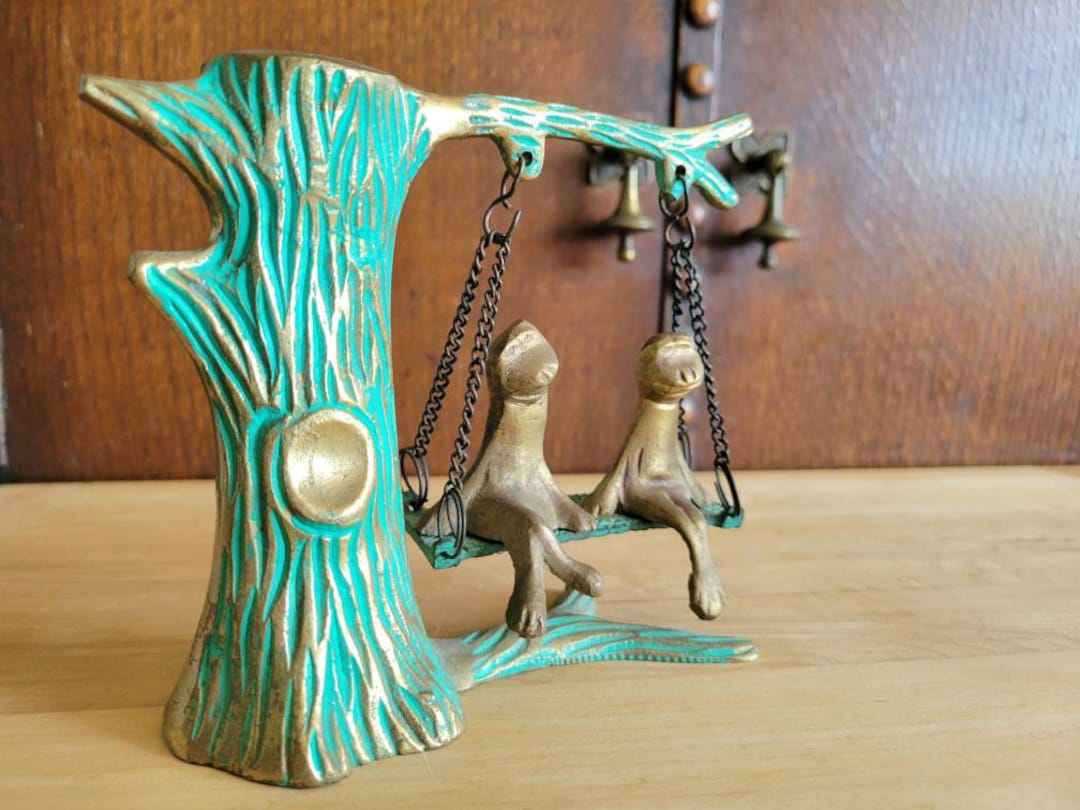 Vintage Brass Frog Couple on a Tree Branch Swing Fun Garden Decor Frog ...