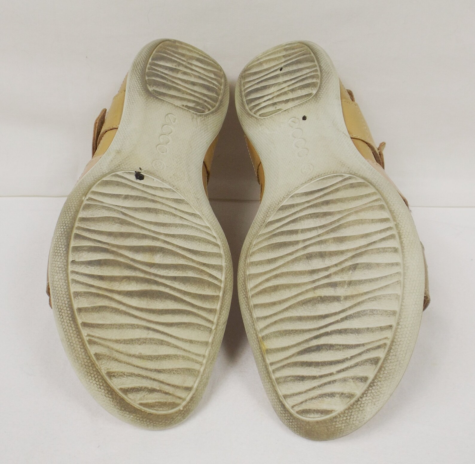 ECCO Tri-color Sandals EU Size 38 - Etsy