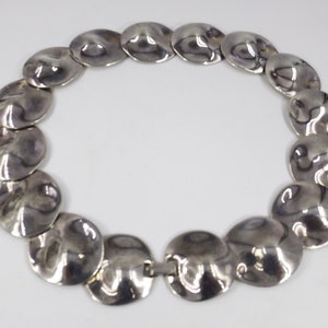 Wearable Art - Modernist Disc Silver Necklace - Etsy