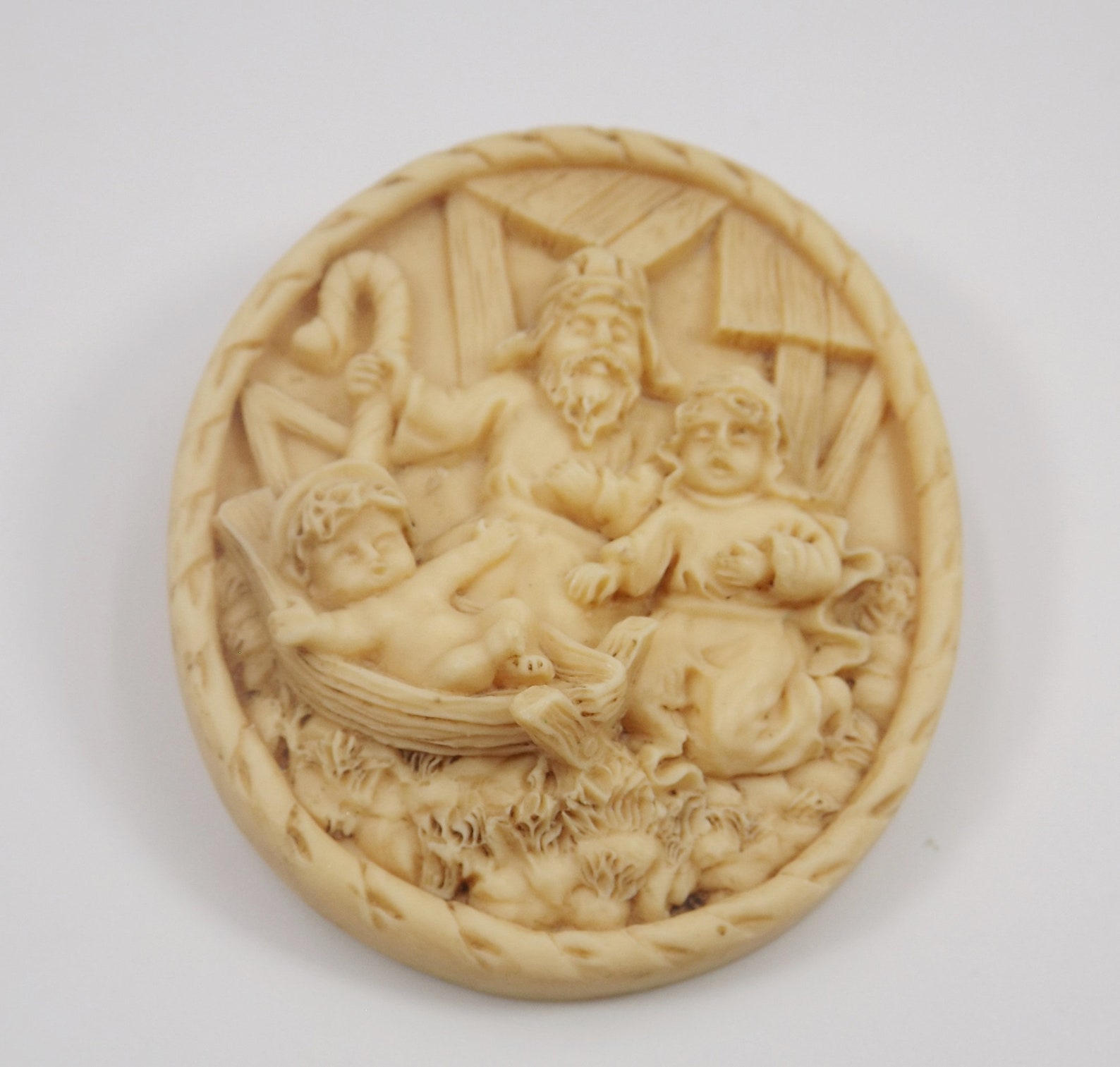 Old World Carving Nativity Holy Family Christmas Brooch - Etsy