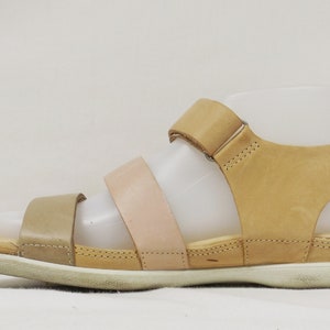 ECCO Tri-color Sandals EU Size 38 - Etsy