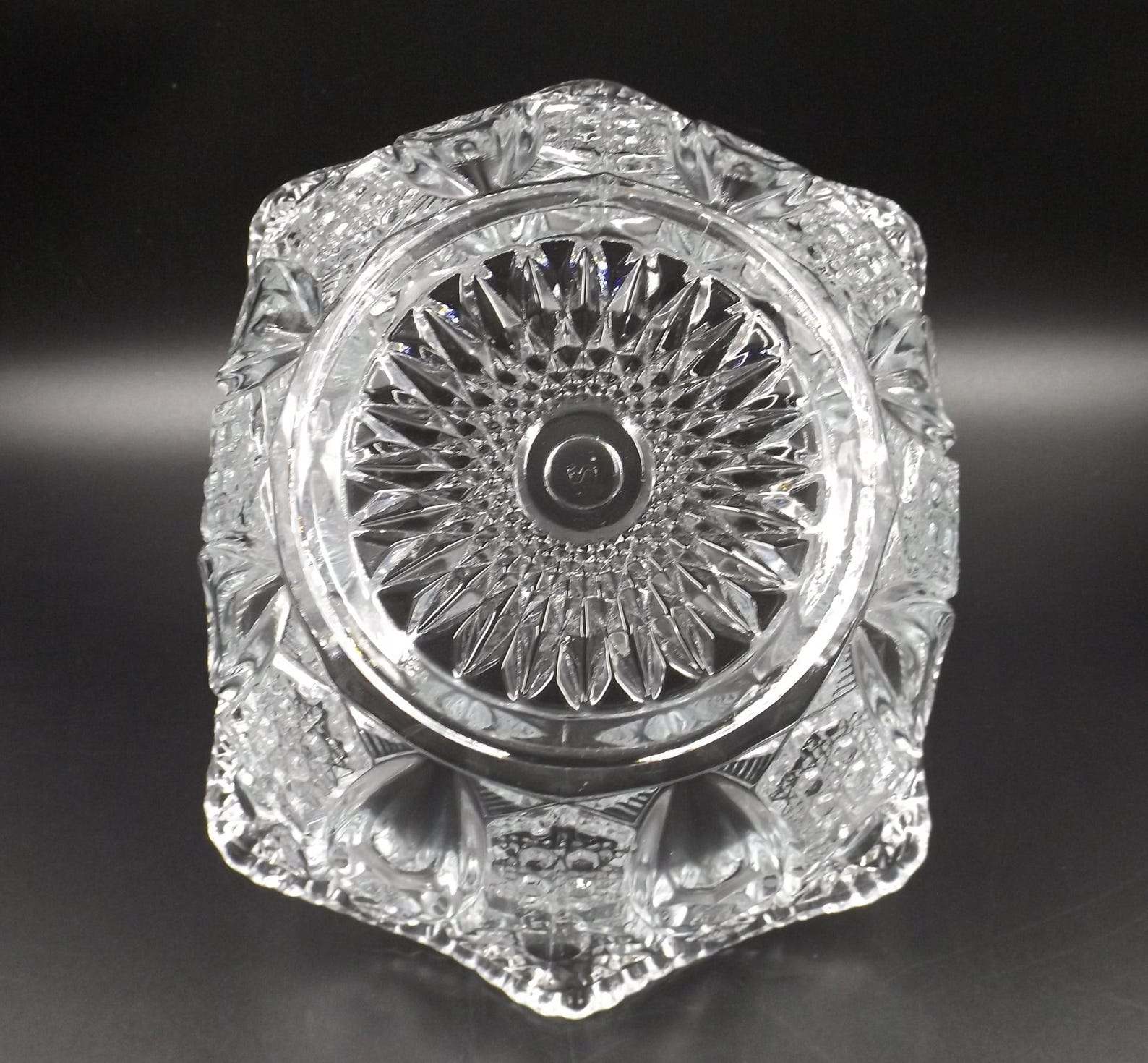 L. E. SMITH Quintec Pressed Glass Basket - Etsy