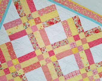 Yellow quilt | Etsy