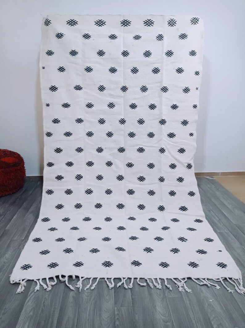 Handmade Moroccan Kilim Rug – Natural Wool Flatweave, Geometric Berber ...
