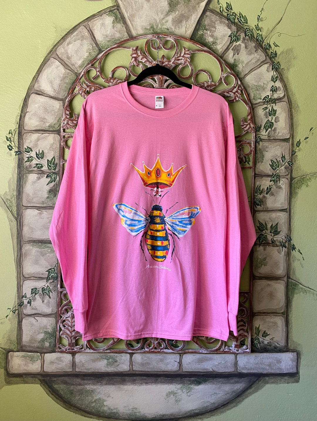 Tees - Queen Bee Long Sleeve Azalea - Etsy