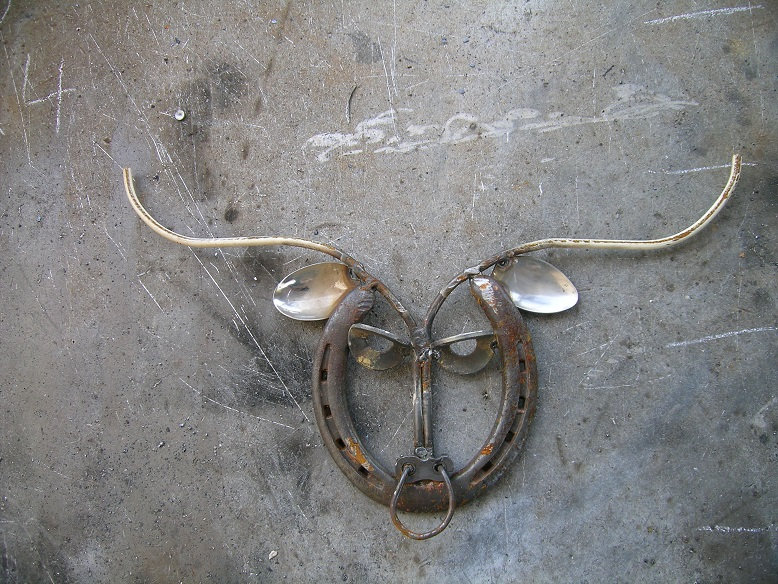 Recycled Metal Horseshoe Bull Yard Art Garden Decor - Etsy