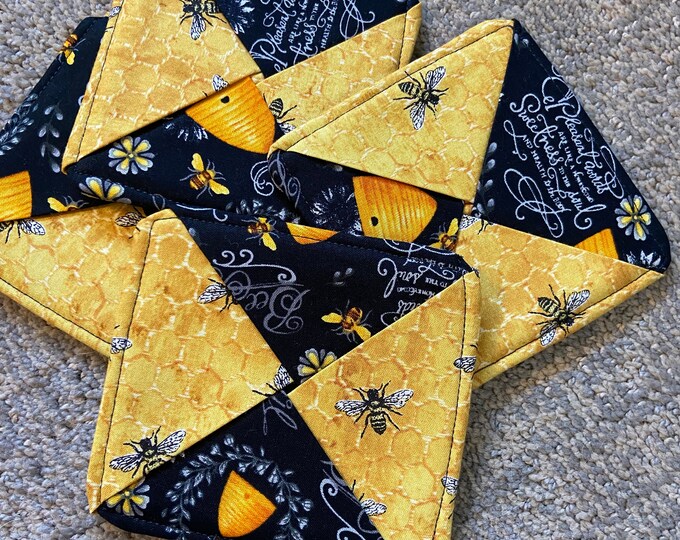 Bees and Beehives on Black Pinwheel Fabric Coaster Set of 4 - Etsy