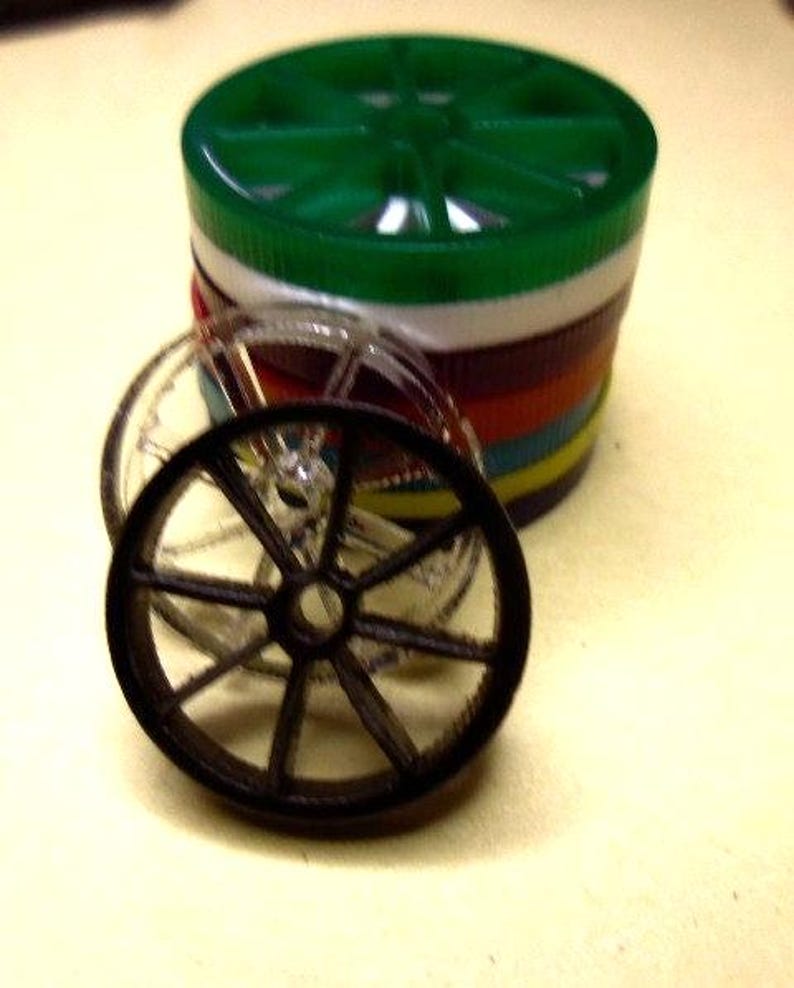 Set of 12 Wagon Wheels, Wagon Wheel,wood WHEELS. Charms Tiny Wheel ...