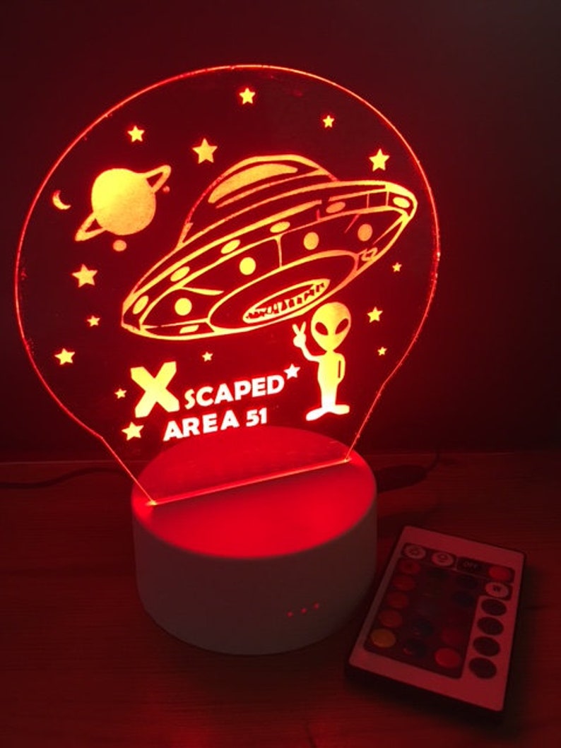 Lámpara de corte láser led alien light.aliens área 51 | Etsy