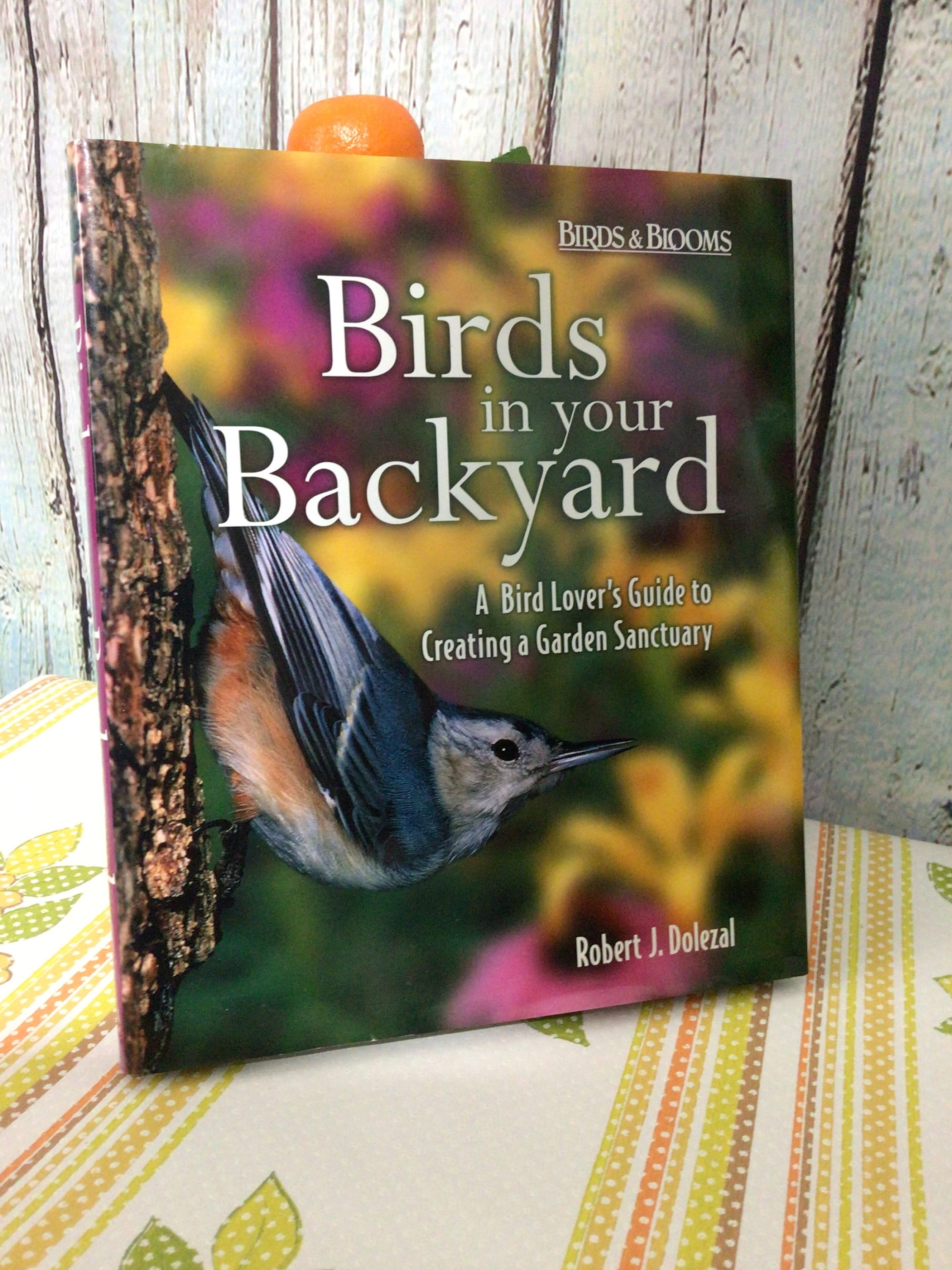2004 Birds in Your Backyard Birds & Blooms Softcover Book - Etsy