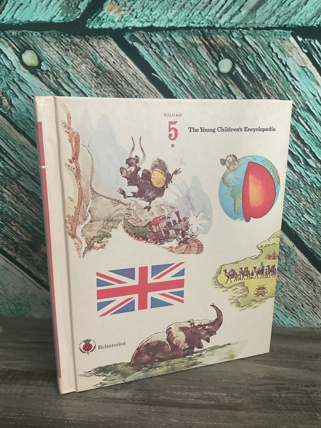 Vintage 1977 the Young Children’s Encyclopedia by Britannica - Etsy