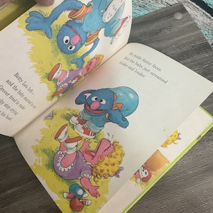 1985 Sesame Street Hardback Grover Learns to Read by Dan Elliot - Etsy