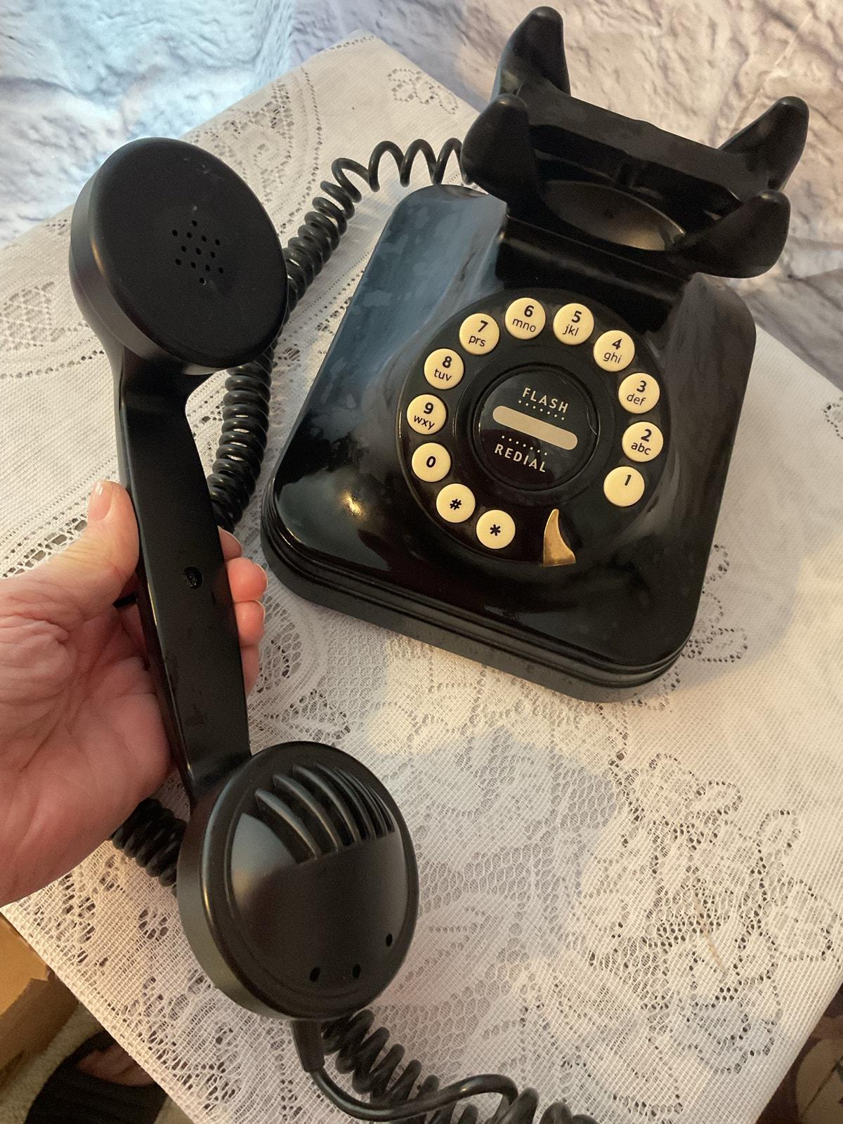 Vintage PF Products Grand Phone Telephone Black Flash Redial Look ...